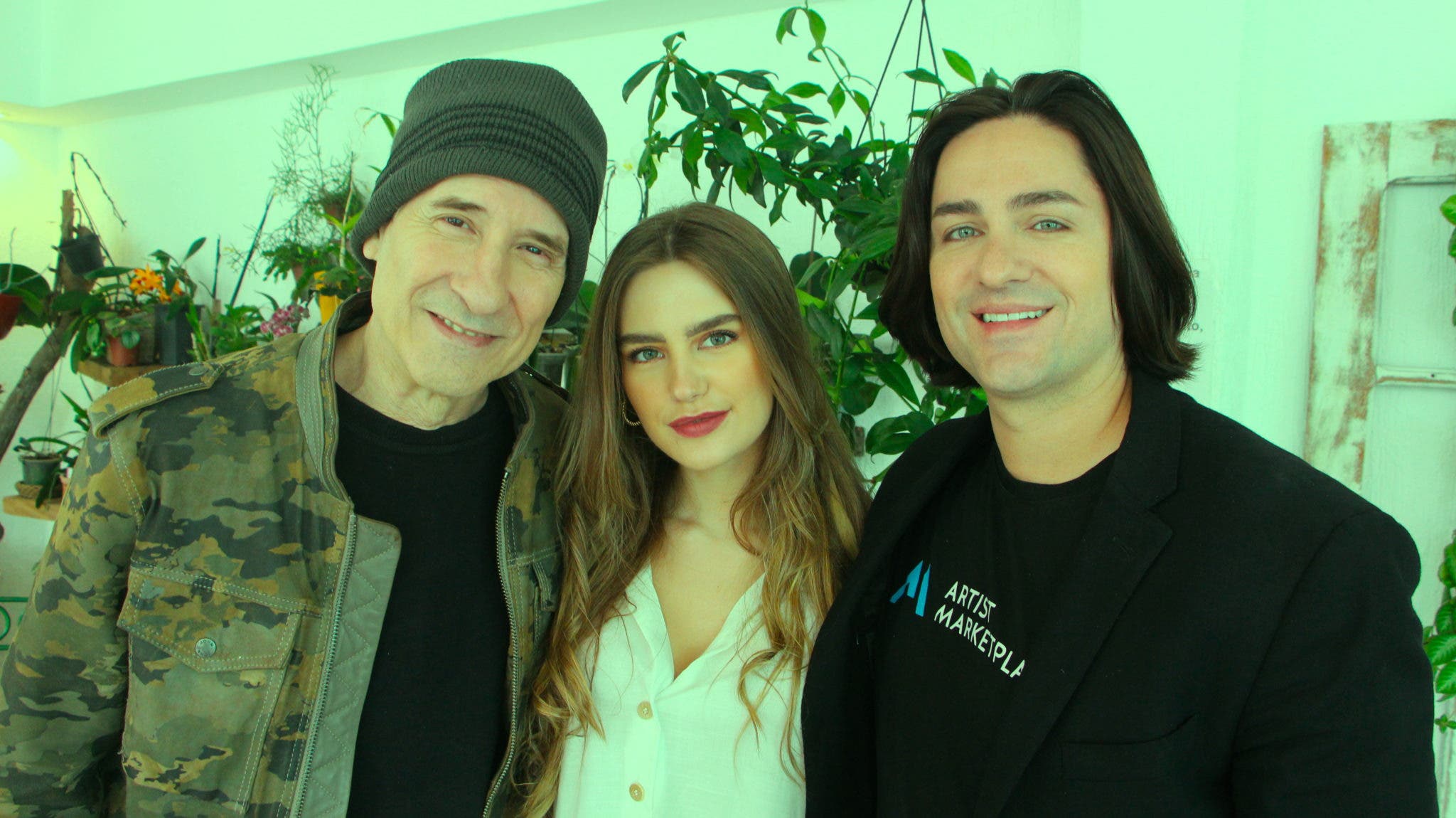 Derick Thompson regrava em inglês Primeiros Erros; confira clipe ...